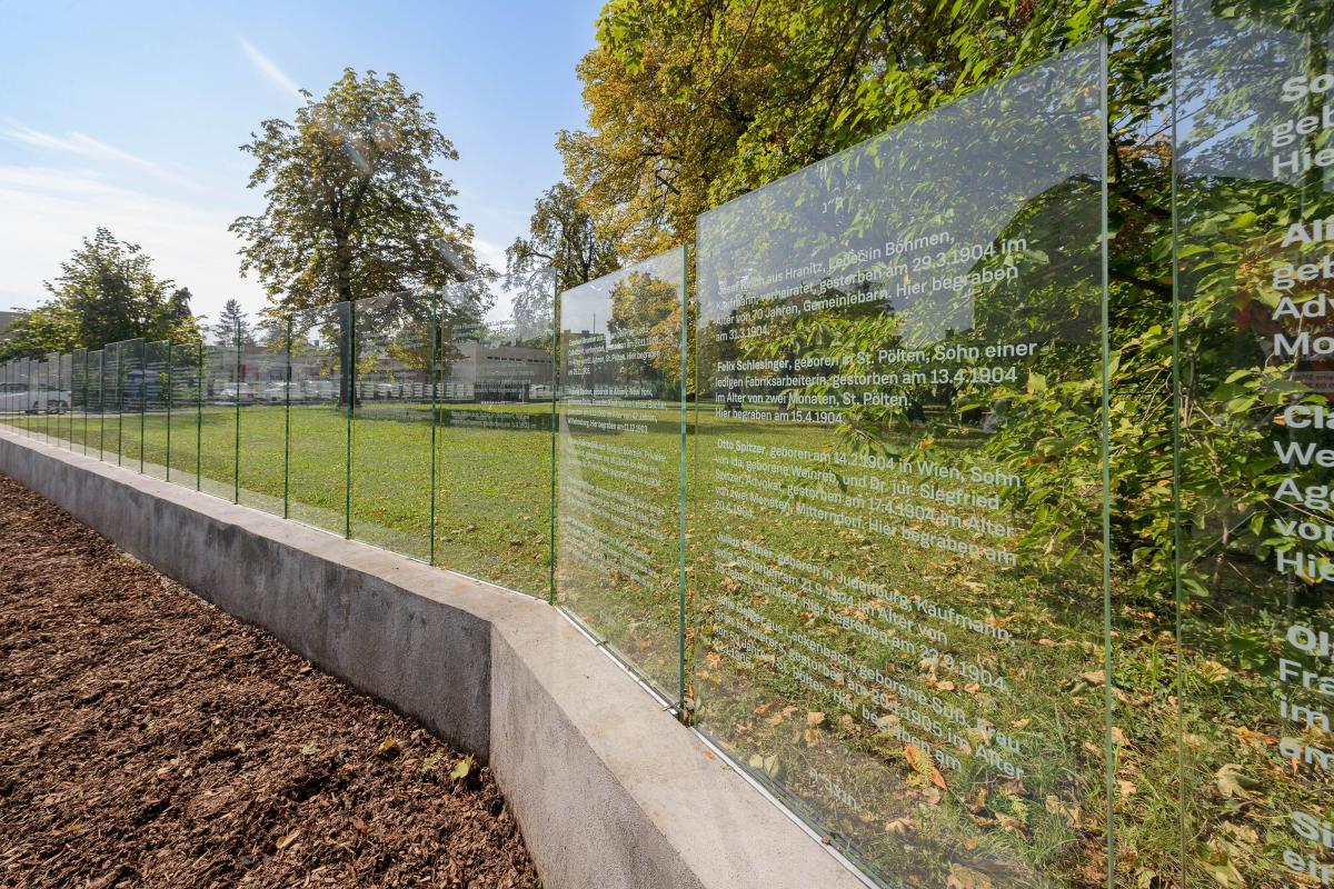 anna artaker | helga kusolitsch